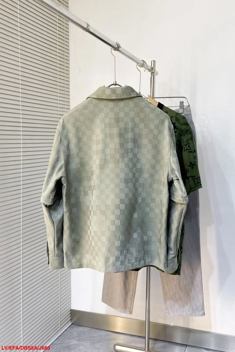 High fidelity Louis Vuitton Outwear