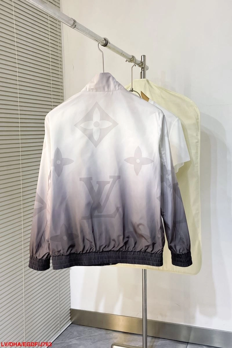 Exact replica Louis Vuitton Outwear