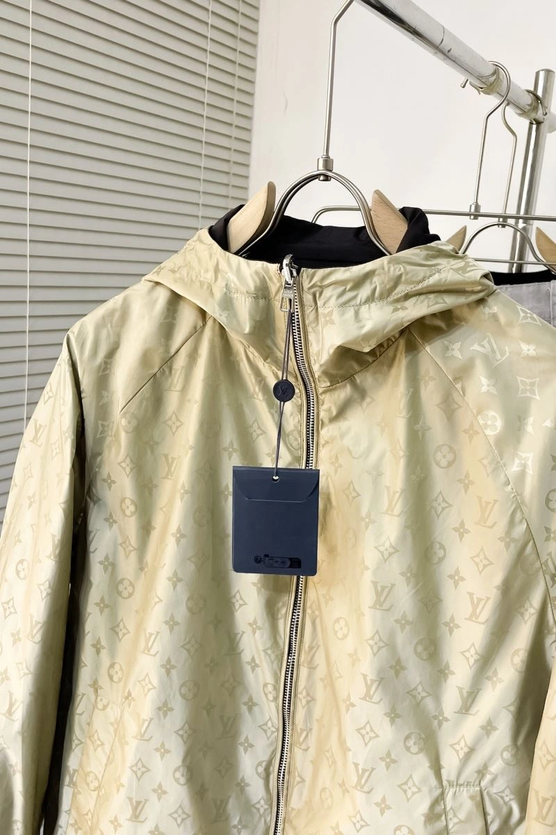 Mirror quality Louis Vuitton Outwear