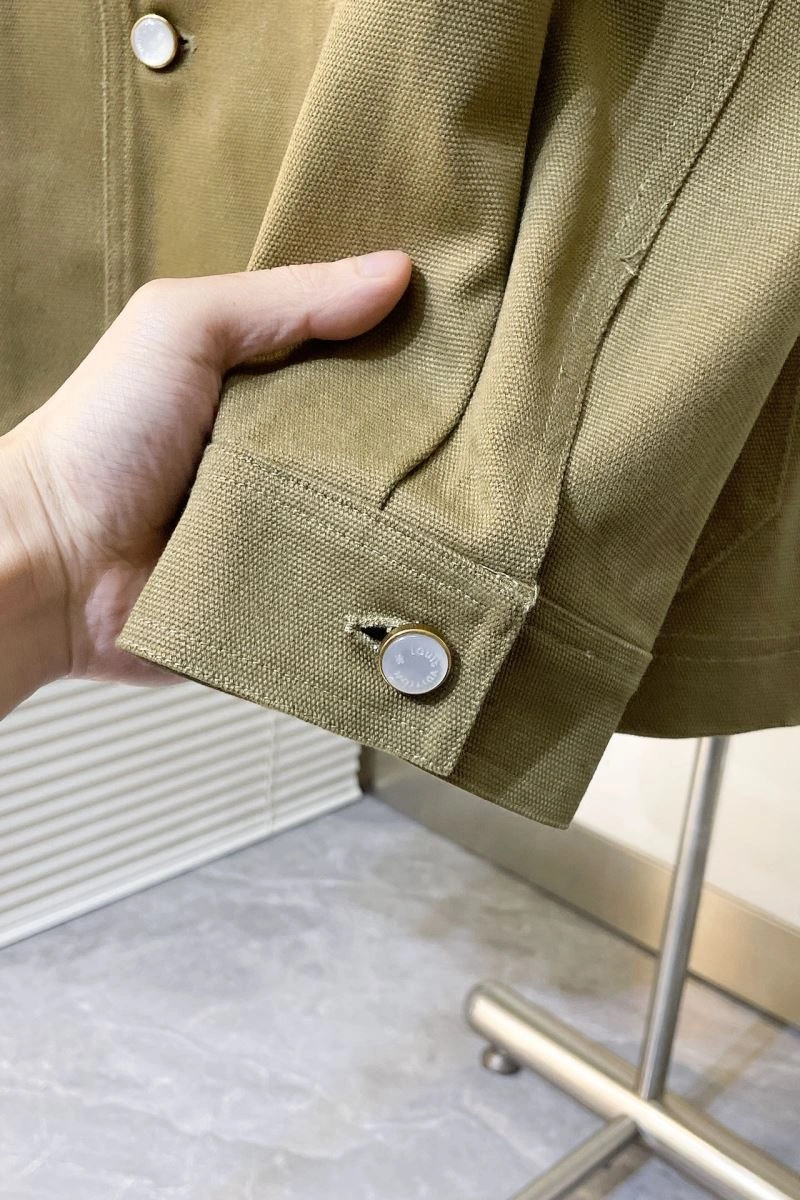 Top match Louis Vuitton Outwear