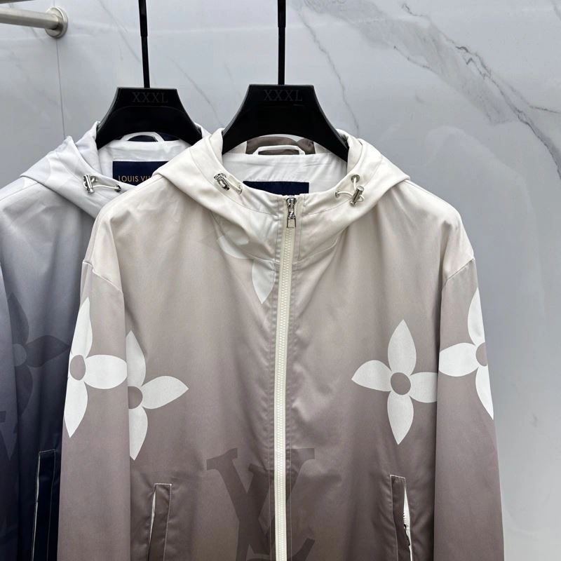 High fidelity Louis Vuitton Outwear