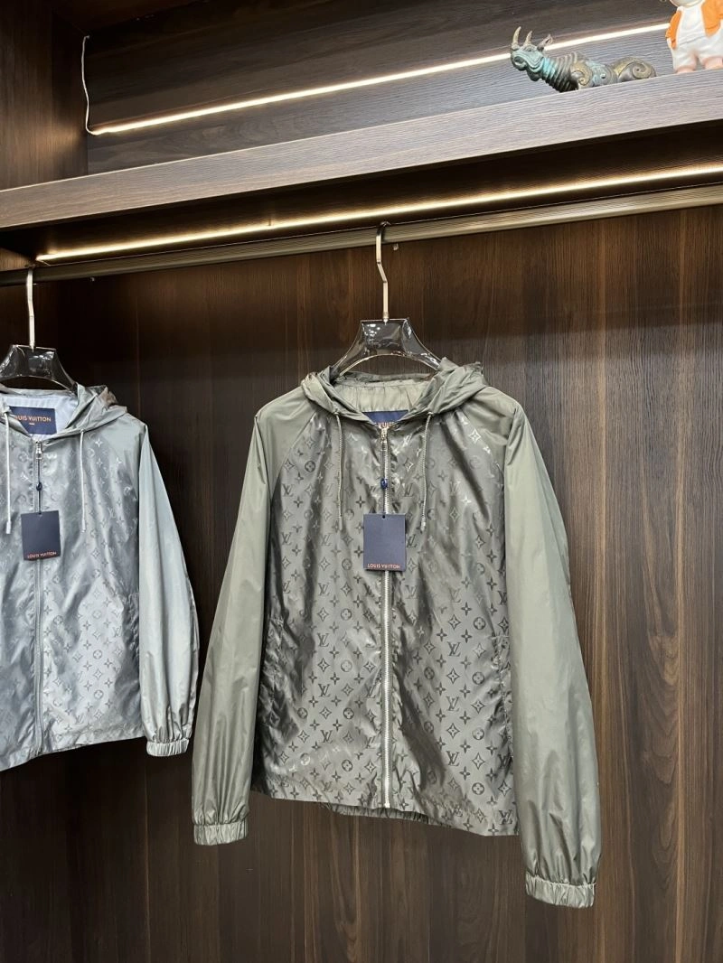 Real Louis Vuitton Outwear