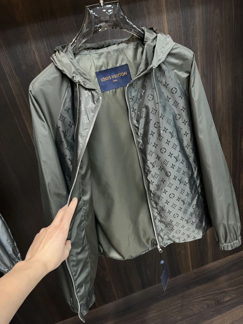 Real Louis Vuitton Outwear