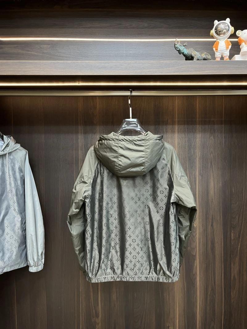 Real Louis Vuitton Outwear
