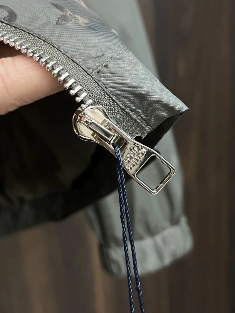 Real Louis Vuitton Outwear