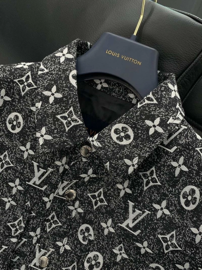 High fidelity Louis Vuitton Outwear