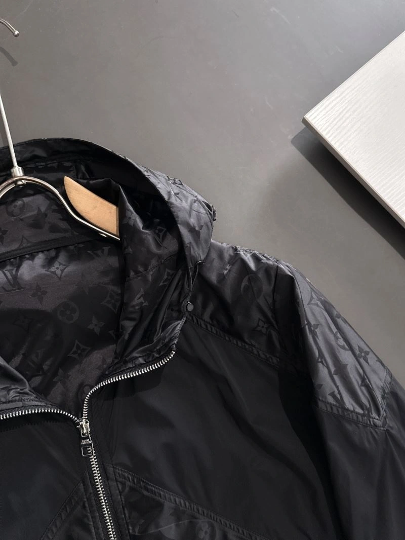 Legit Louis Vuitton Outwear