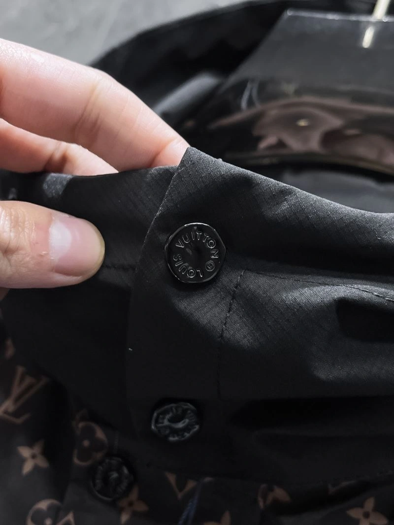 Low-cost Louis Vuitton Outwear