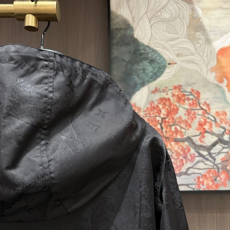 Economical Louis Vuitton Outwear