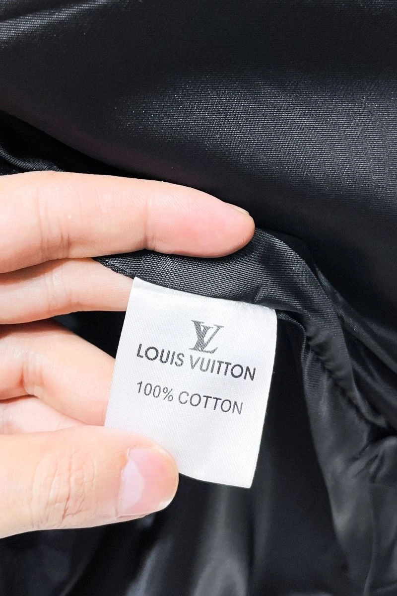 Top mirror Louis Vuitton Outwear