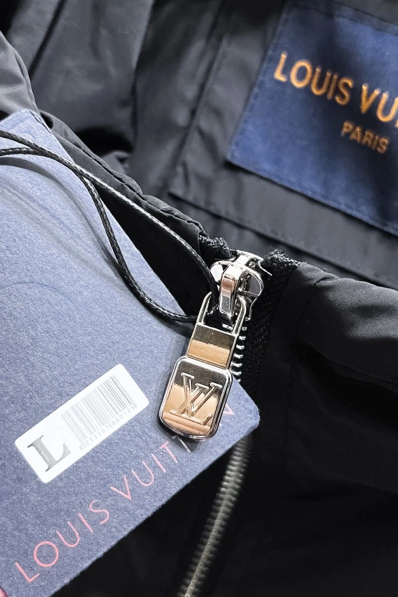 High accuracy Louis Vuitton Outwear