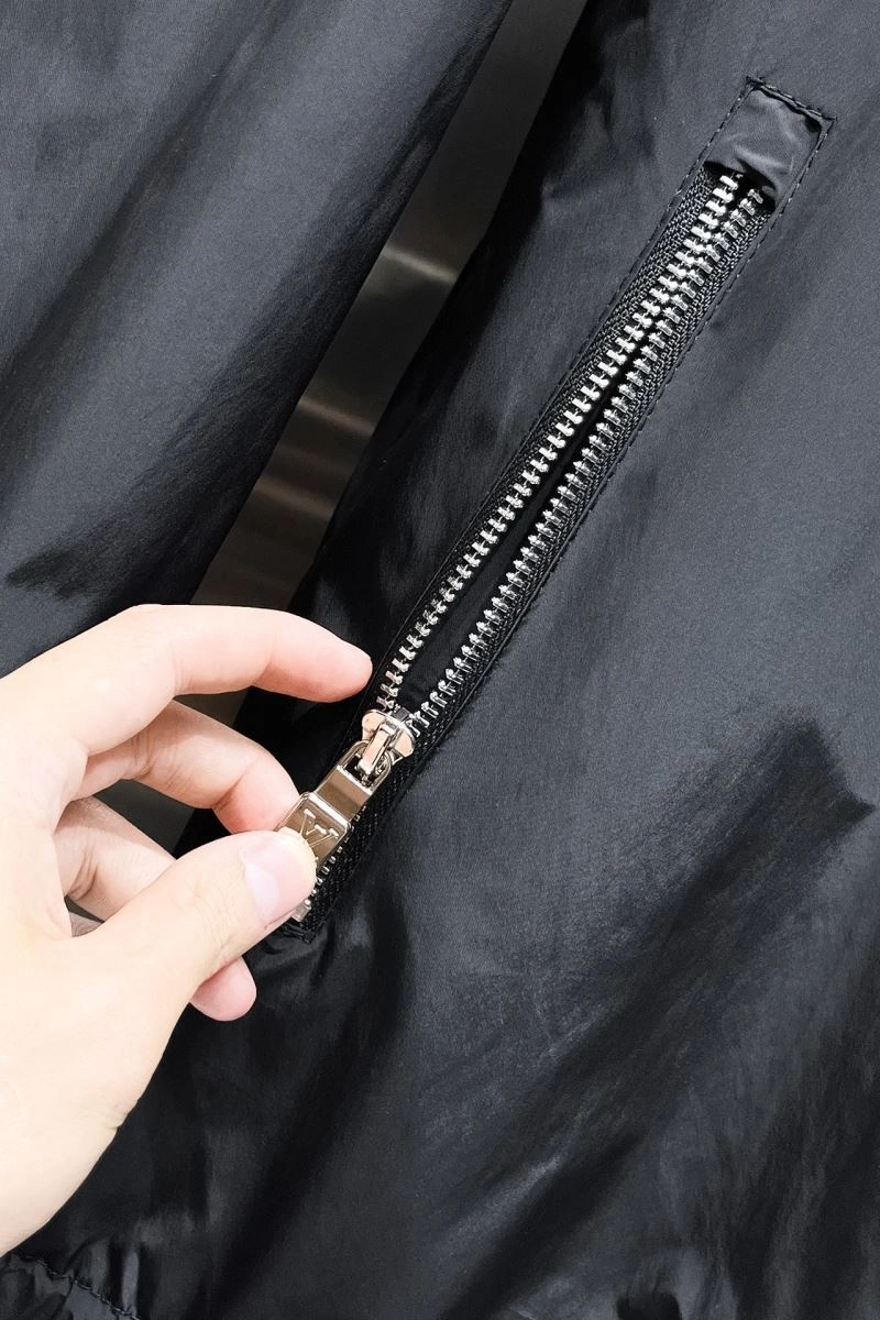 High accuracy Louis Vuitton Outwear