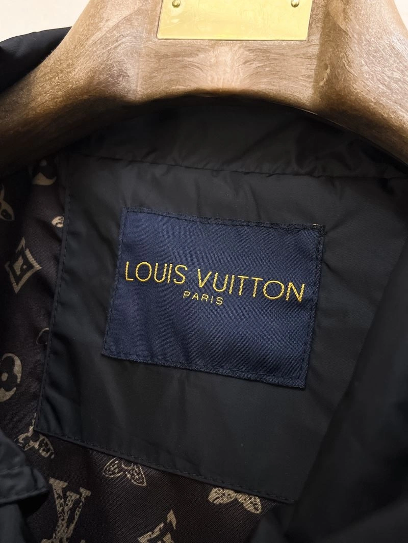Official Louis Vuitton Outwear