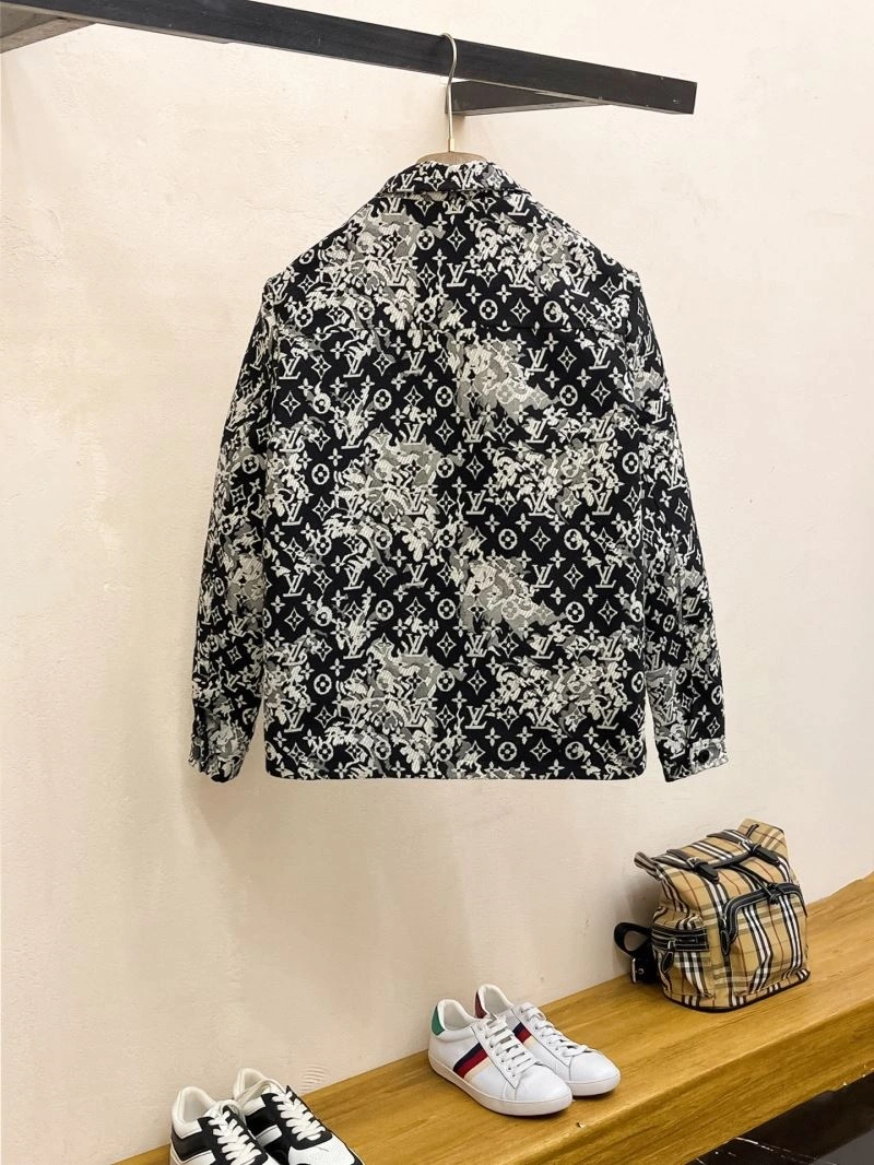 Bargain Louis Vuitton Outwear