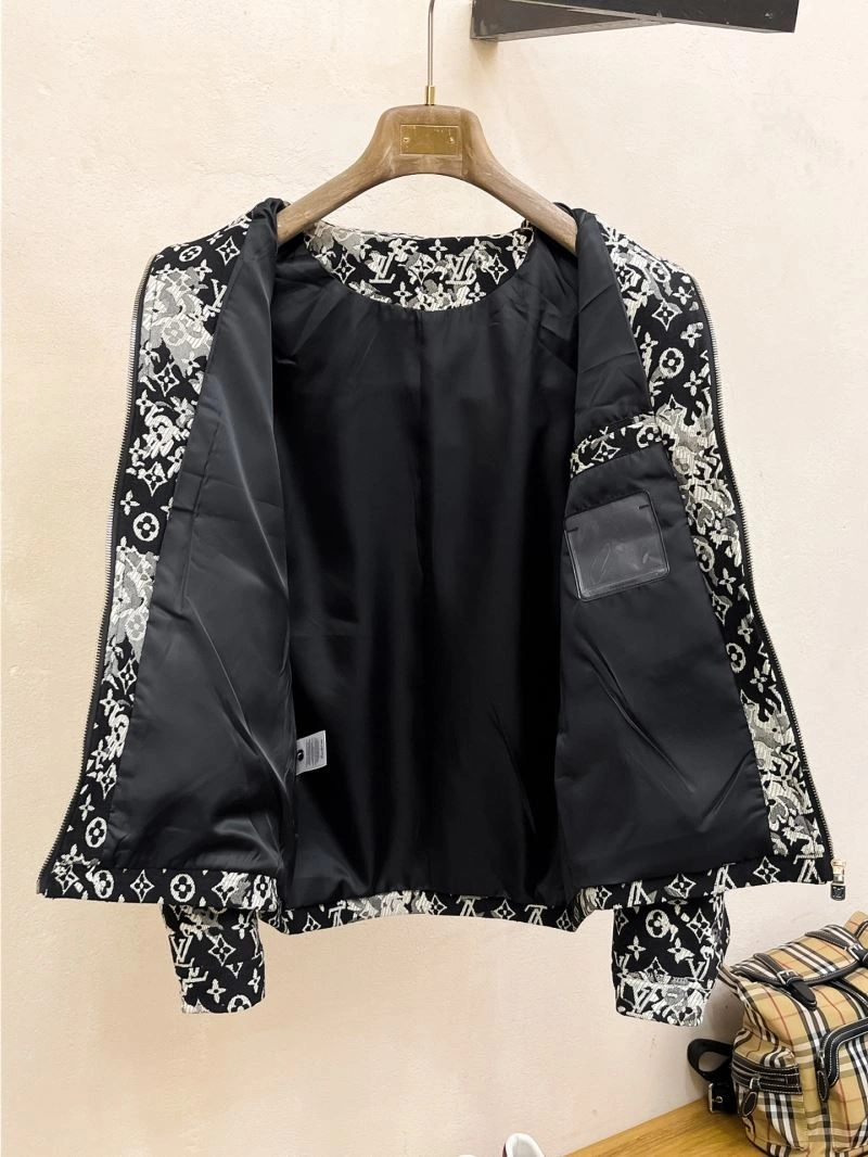 Bargain Louis Vuitton Outwear