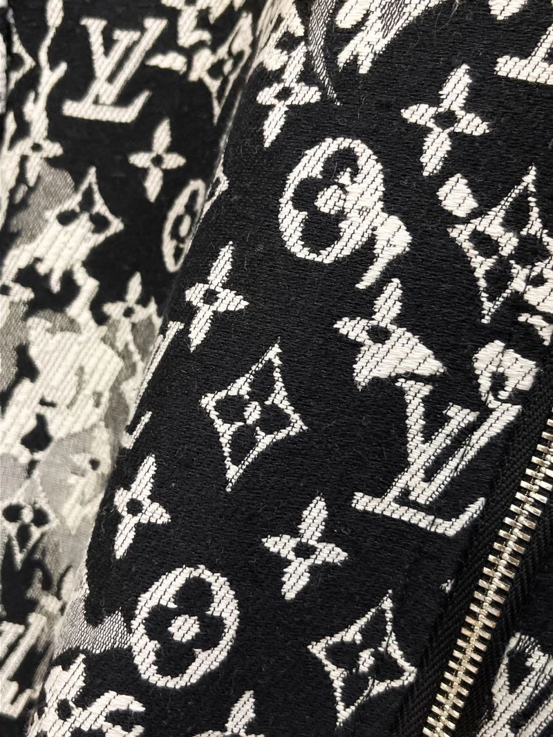 Bargain Louis Vuitton Outwear