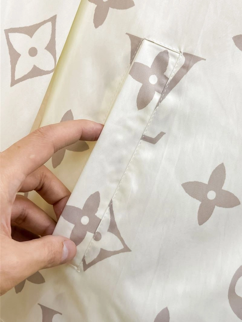 Bargain Louis Vuitton Outwear