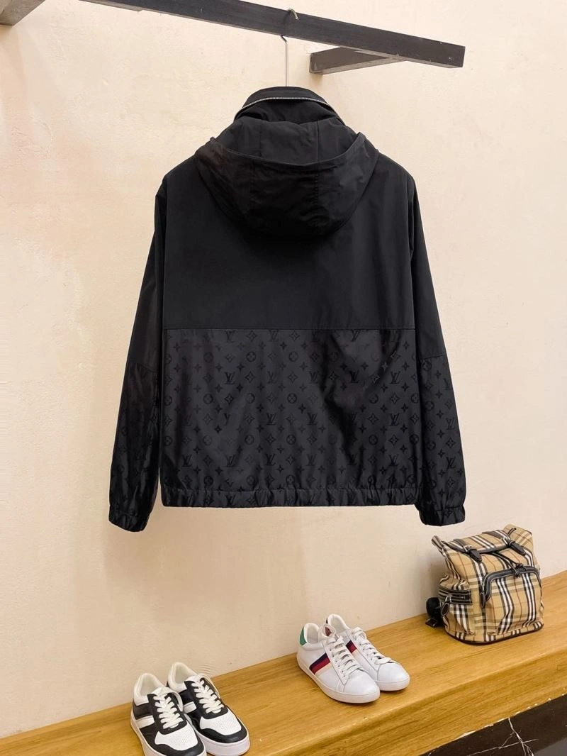 Top match Louis Vuitton Outwear