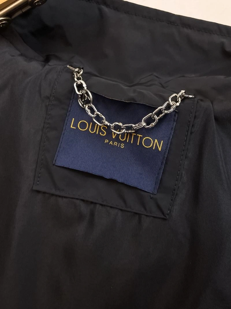 Top match Louis Vuitton Outwear