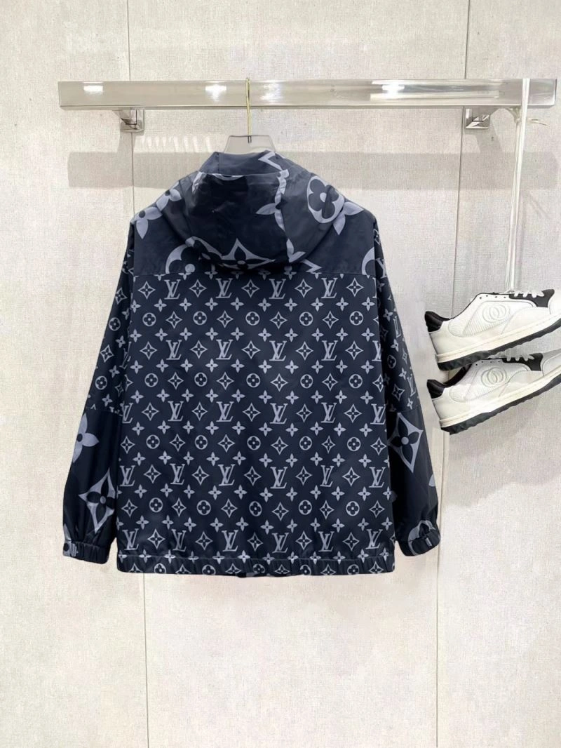 Low-cost Louis Vuitton Outwear