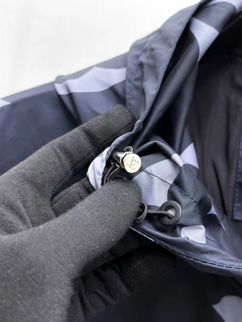 Low-cost Louis Vuitton Outwear