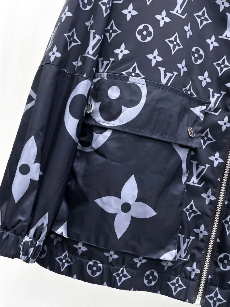 Low-cost Louis Vuitton Outwear