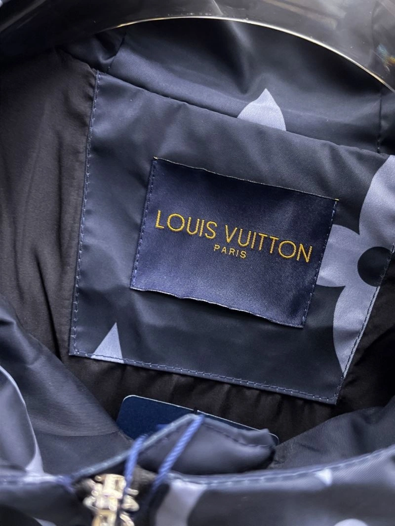 Low-cost Louis Vuitton Outwear