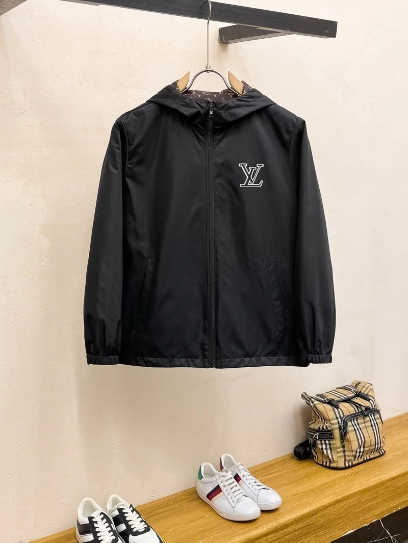 Top match Louis Vuitton Outwear
