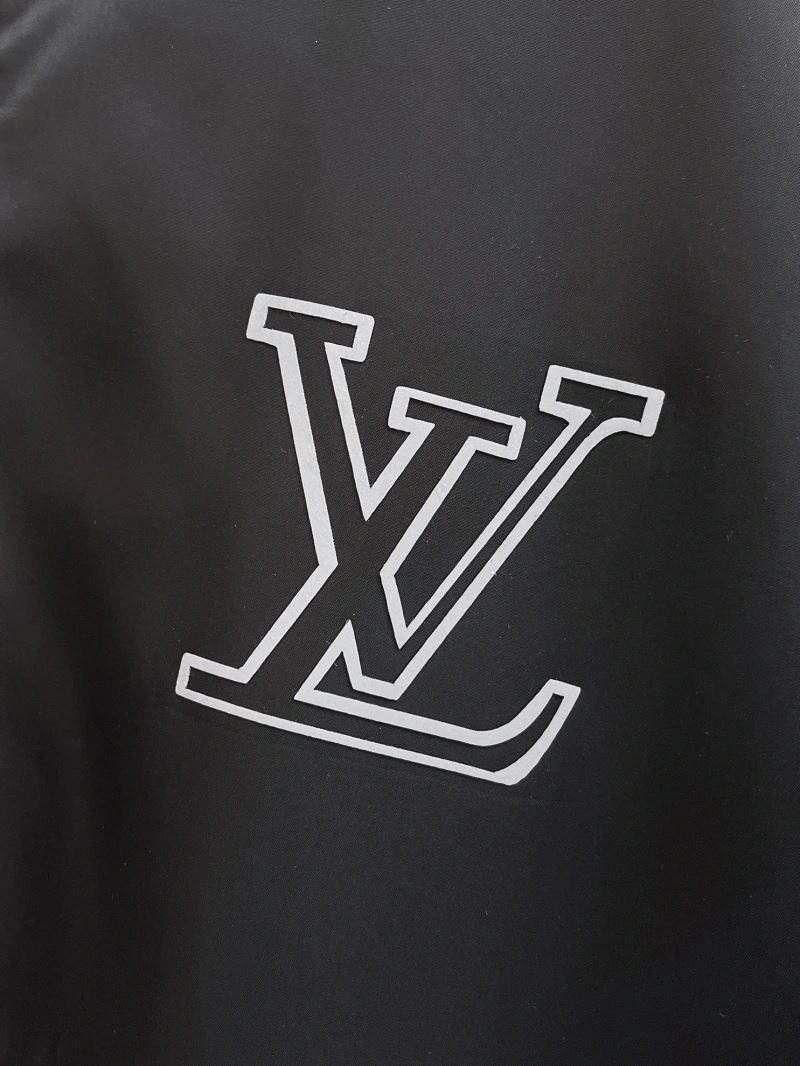 Top match Louis Vuitton Outwear