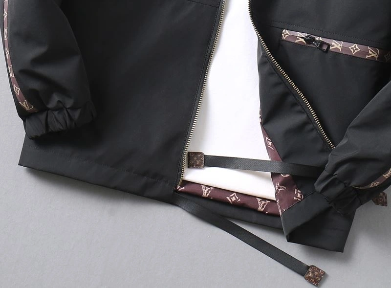 High accuracy Louis Vuitton Outwear