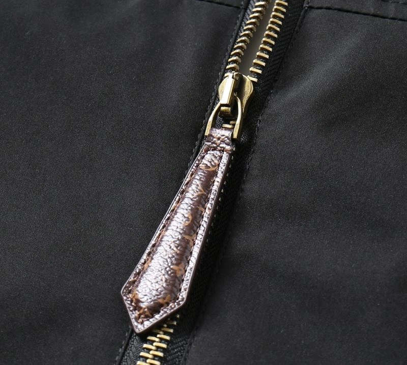 High accuracy Louis Vuitton Outwear