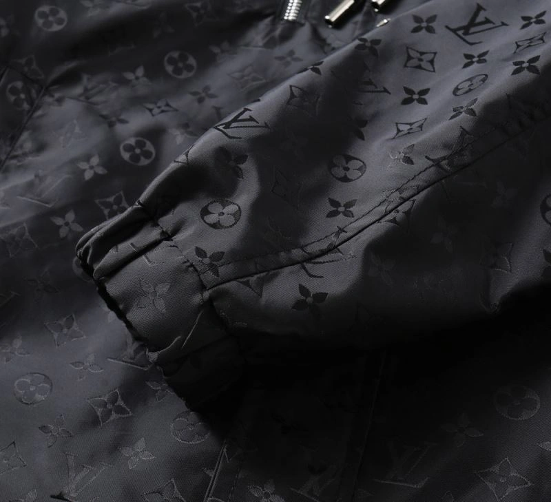 High fidelity Louis Vuitton Outwear