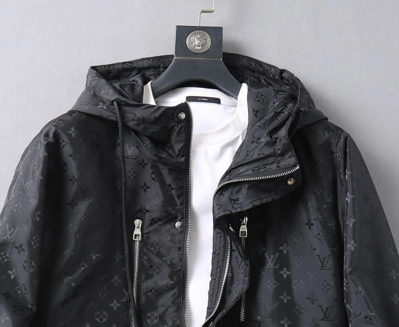 High fidelity Louis Vuitton Outwear