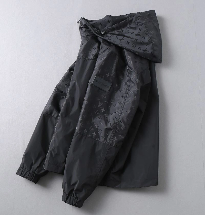 Top match Louis Vuitton Outwear