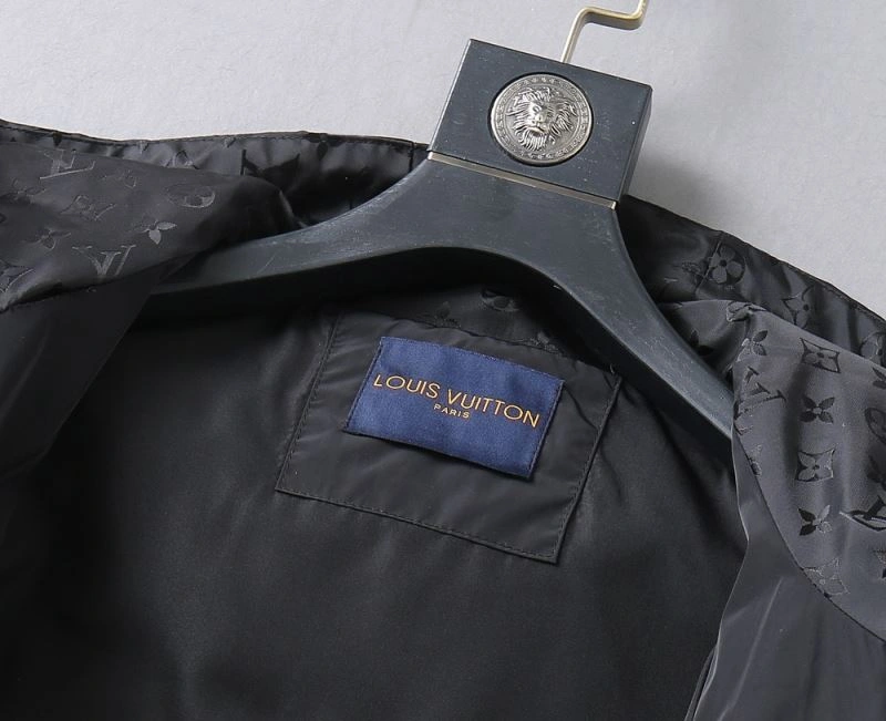 Top match Louis Vuitton Outwear
