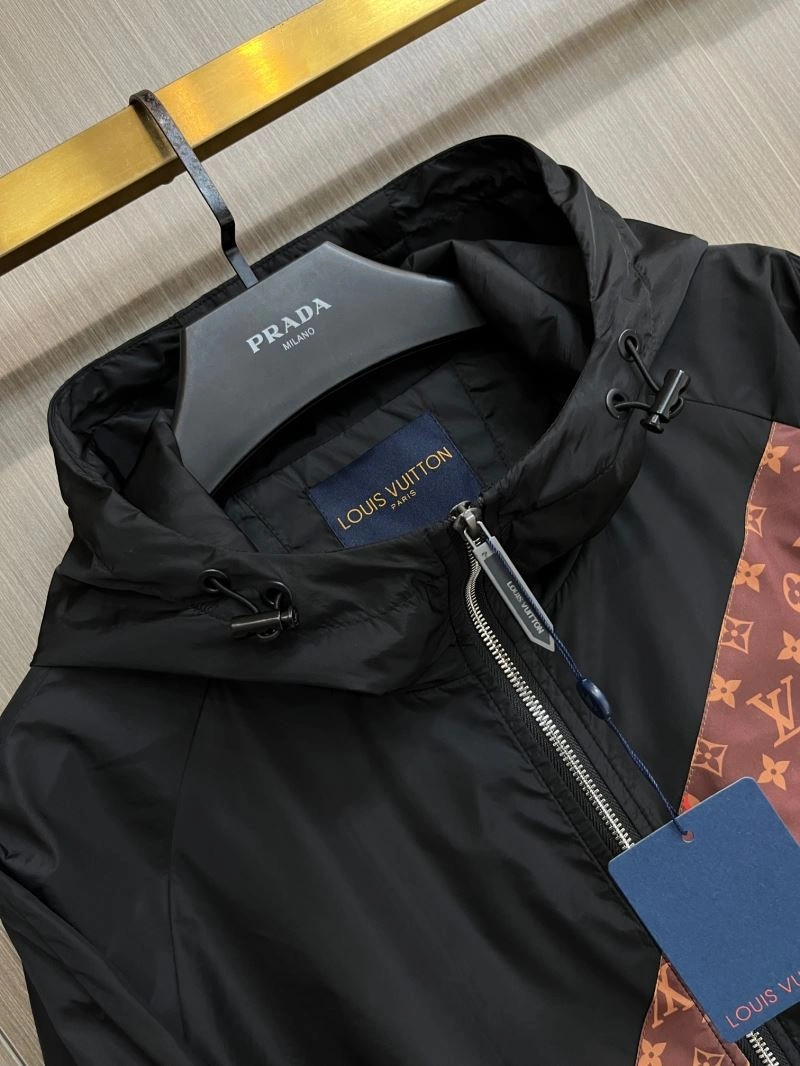 Accurate model Louis Vuitton Outwear