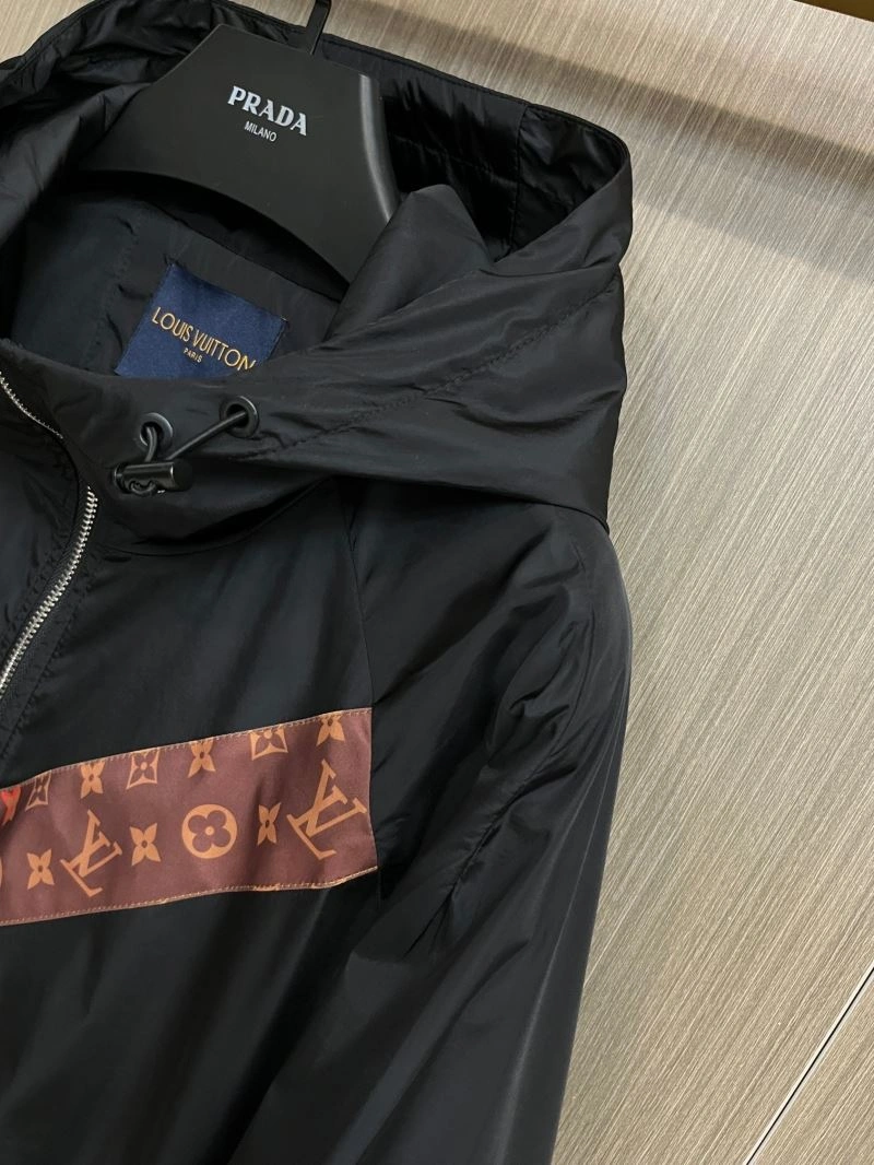 Accurate model Louis Vuitton Outwear