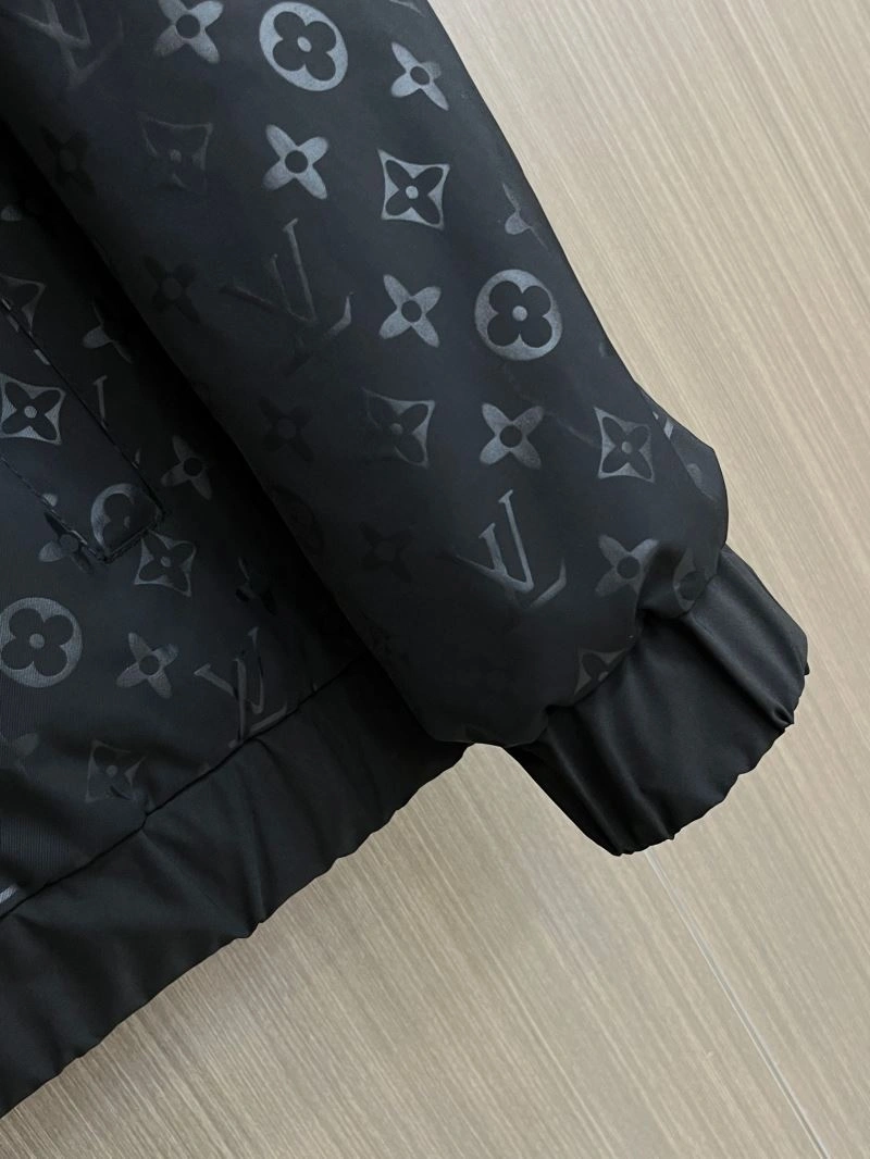 Real Louis Vuitton Outwear