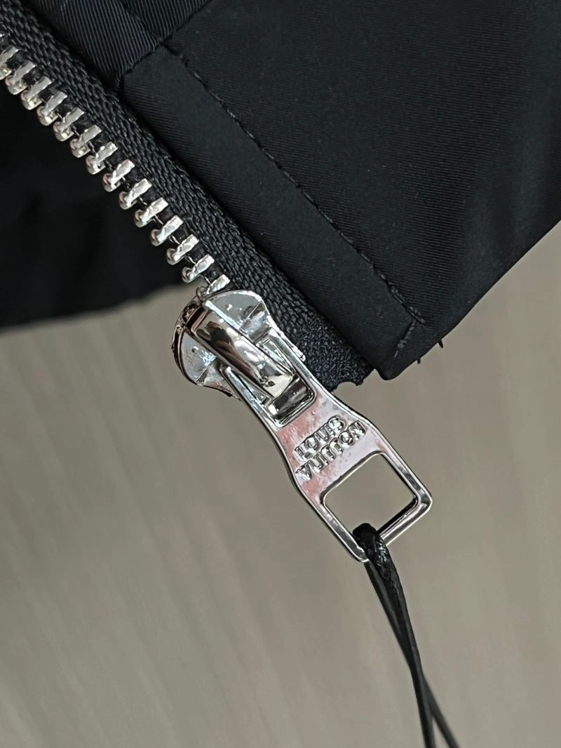 Real Louis Vuitton Outwear
