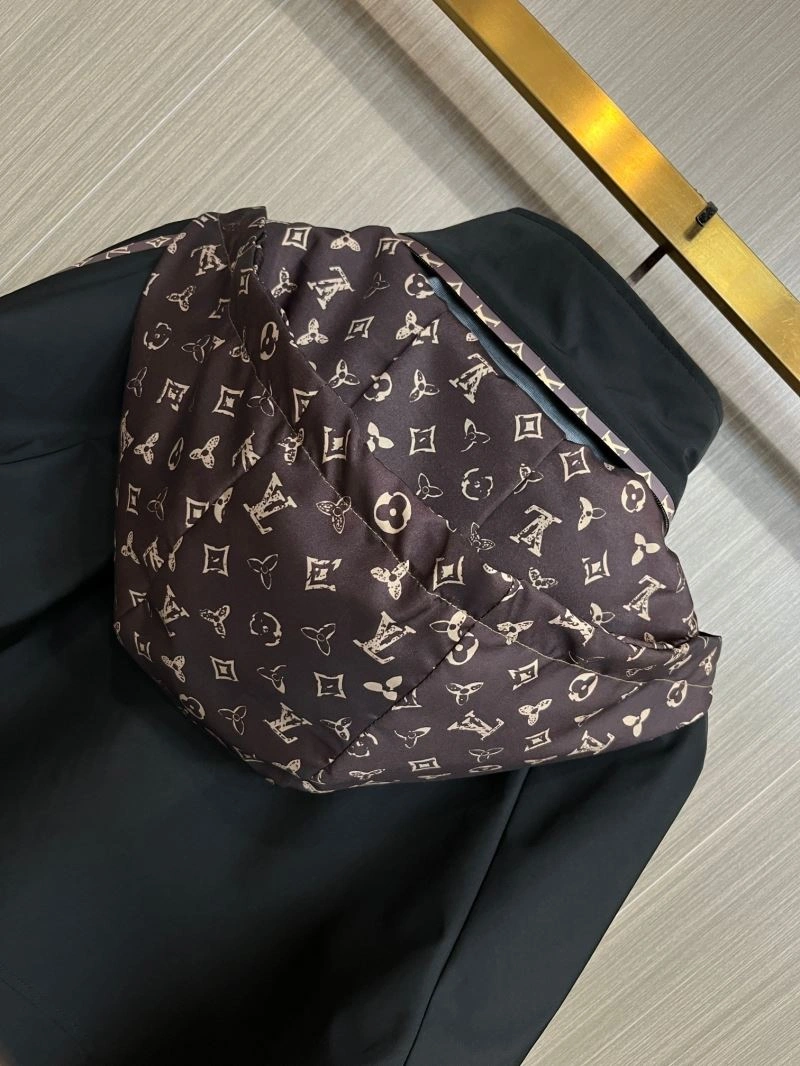 Top mirror Louis Vuitton Outwear