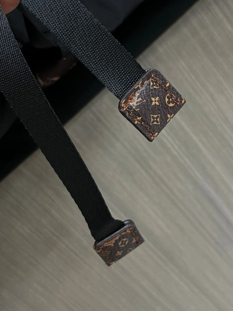 Top mirror Louis Vuitton Outwear