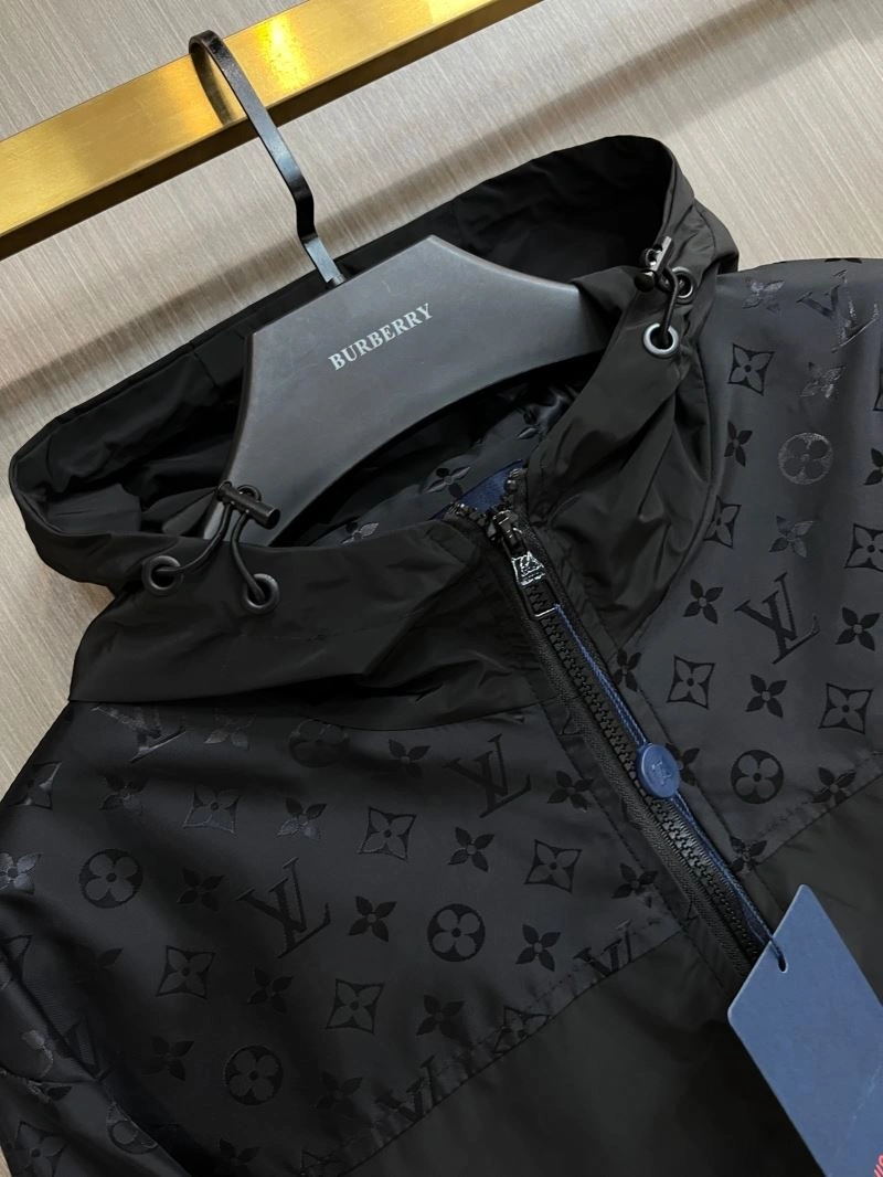 Legit Louis Vuitton Outwear