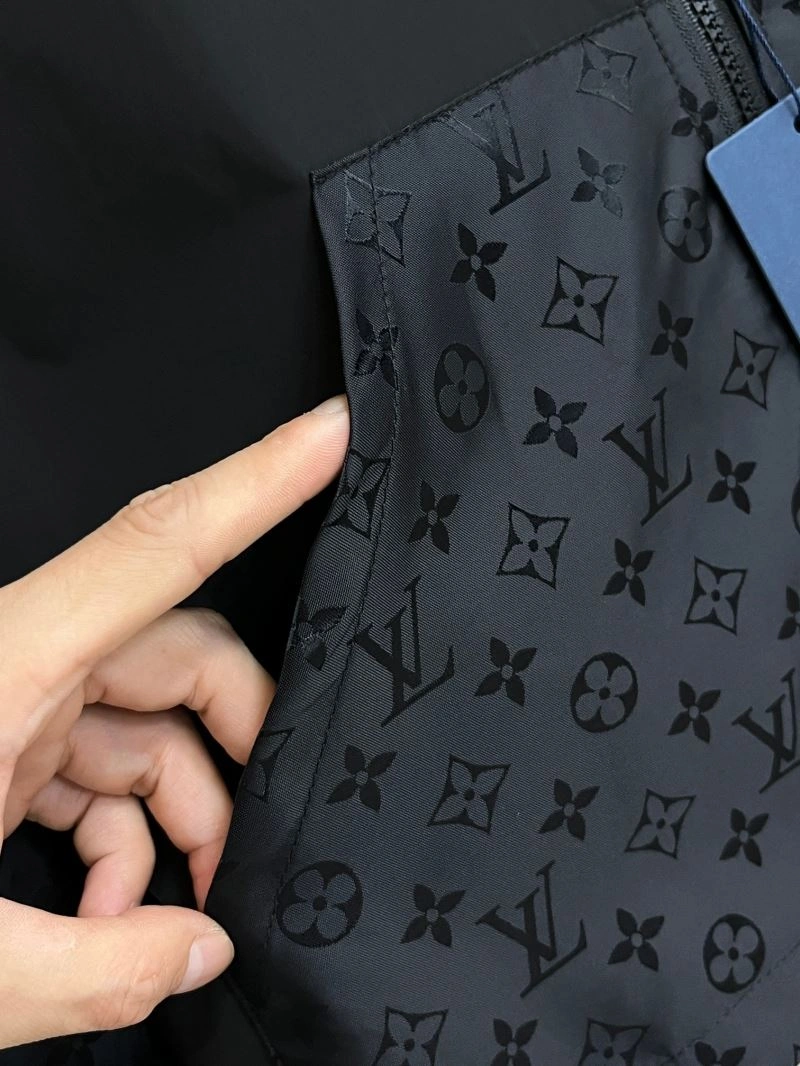 Legit Louis Vuitton Outwear