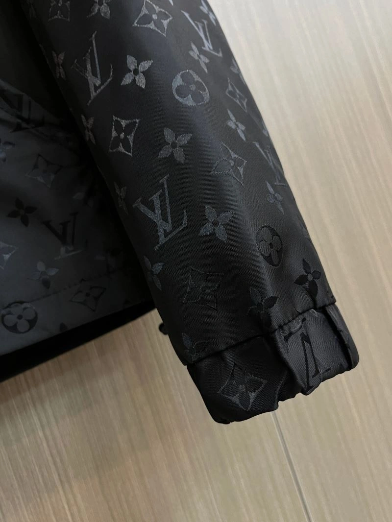 Legit Louis Vuitton Outwear