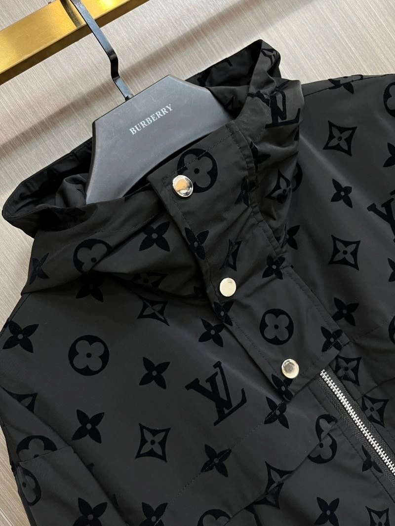 Official Louis Vuitton Outwear