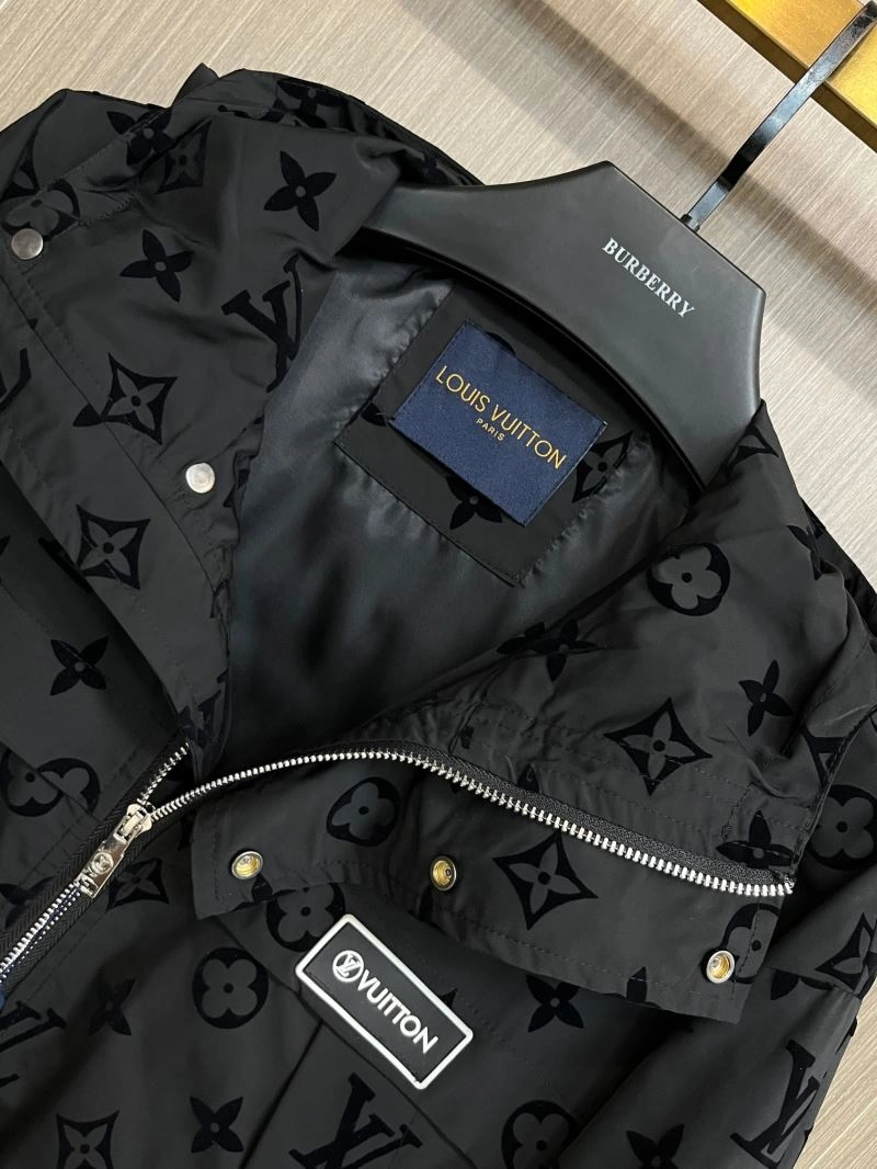 Official Louis Vuitton Outwear