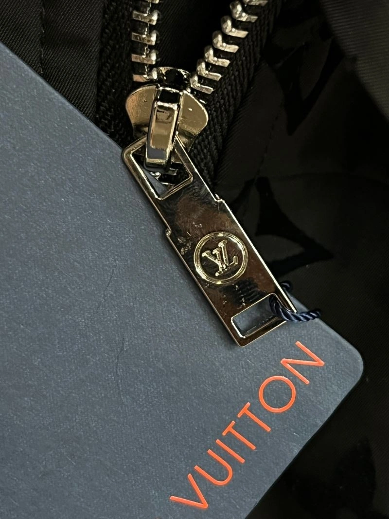 Official Louis Vuitton Outwear