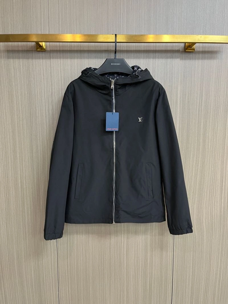 Bargain Louis Vuitton Outwear