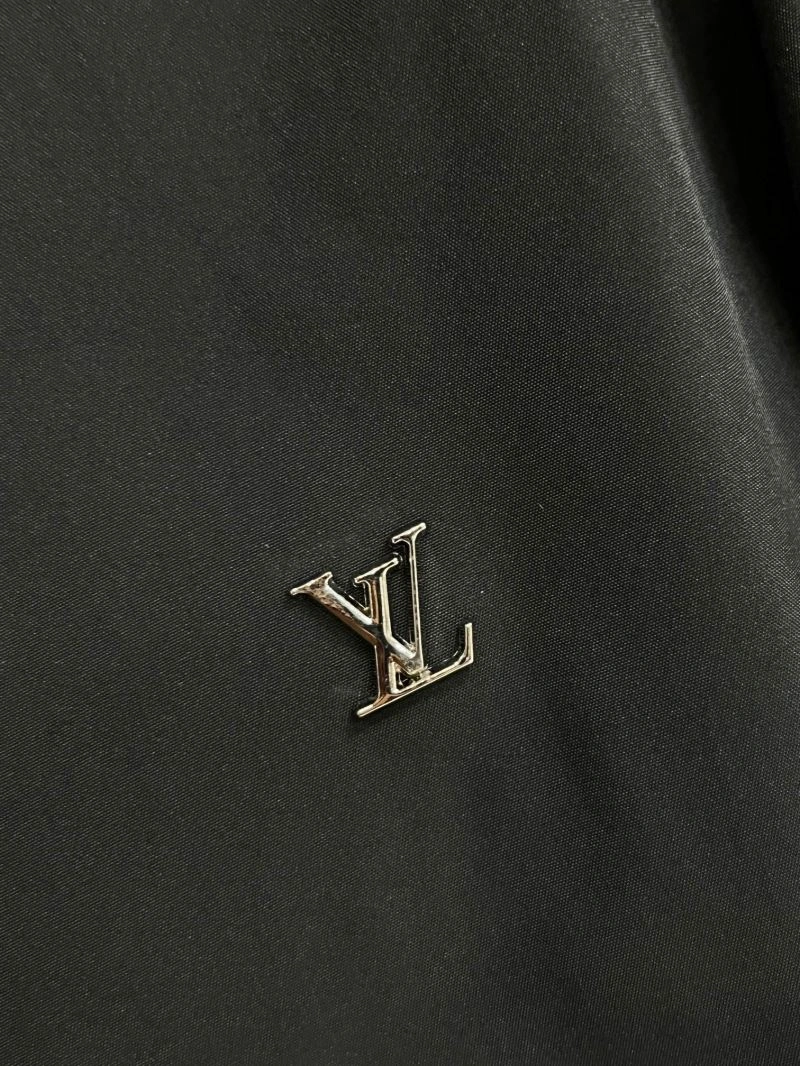 Bargain Louis Vuitton Outwear