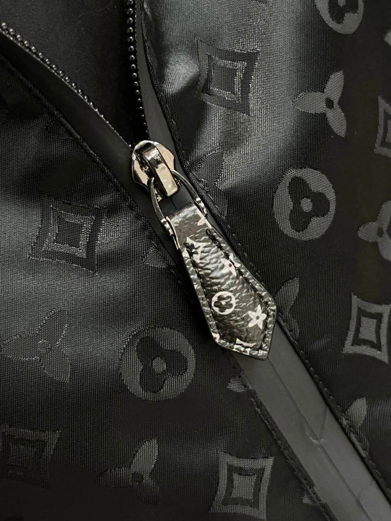 Low-cost Louis Vuitton Outwear